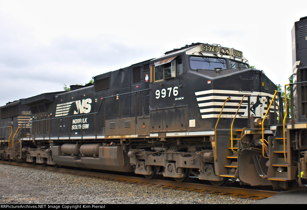 NS 9976